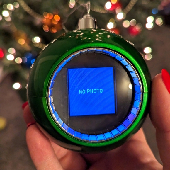 Mr.Christmas | Holiday | Mr Christmas Digital Photo Display Christmas Ornament | Poshmark